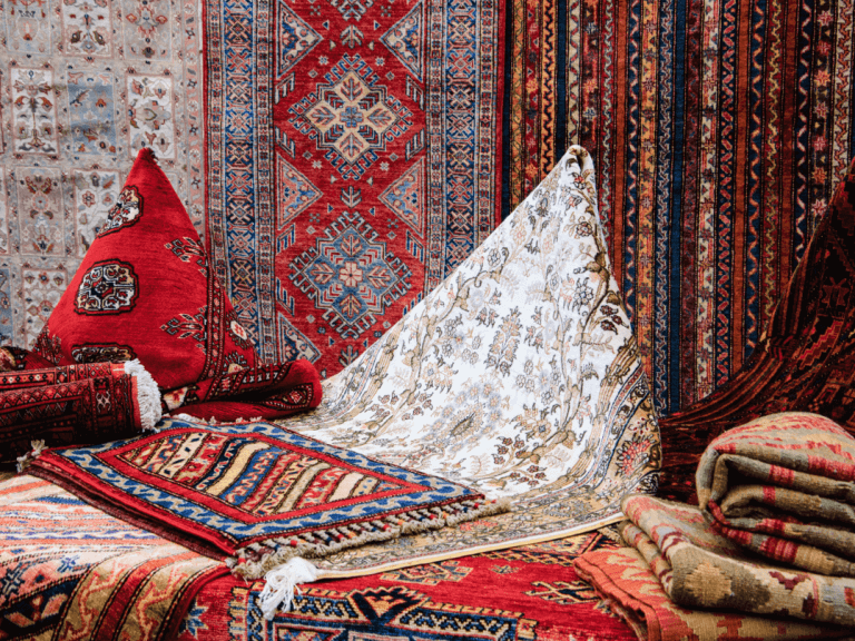 Middle East Textiles: A Guide to History and Craftsmanship