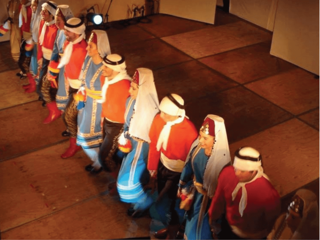 The Beautiful Diversity of Syrian Traditional Clothing – A Journey ...